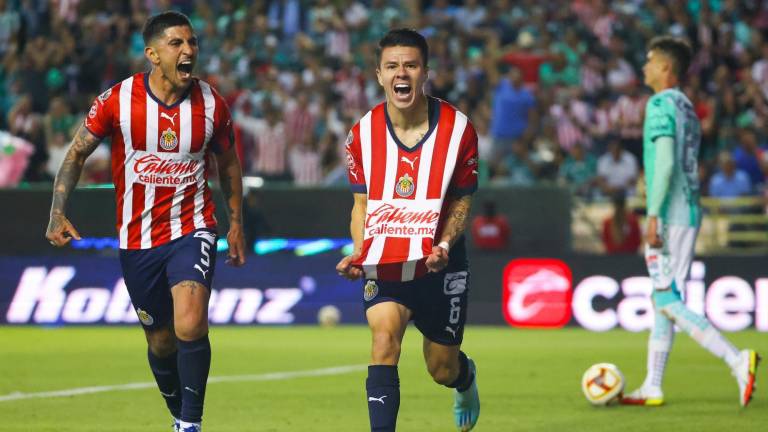 Ganan Las Chivas al Leon en el SeatGeek Stadium de Chicago ...