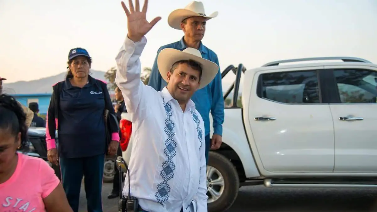 Asesinan a Balazos a Carlos Manzo Rodríguez Alcalde de Uruapan, Michoacán - NuevaImagenJuárezTV.com